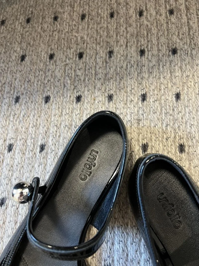 Bargain Unfolio Shoes
