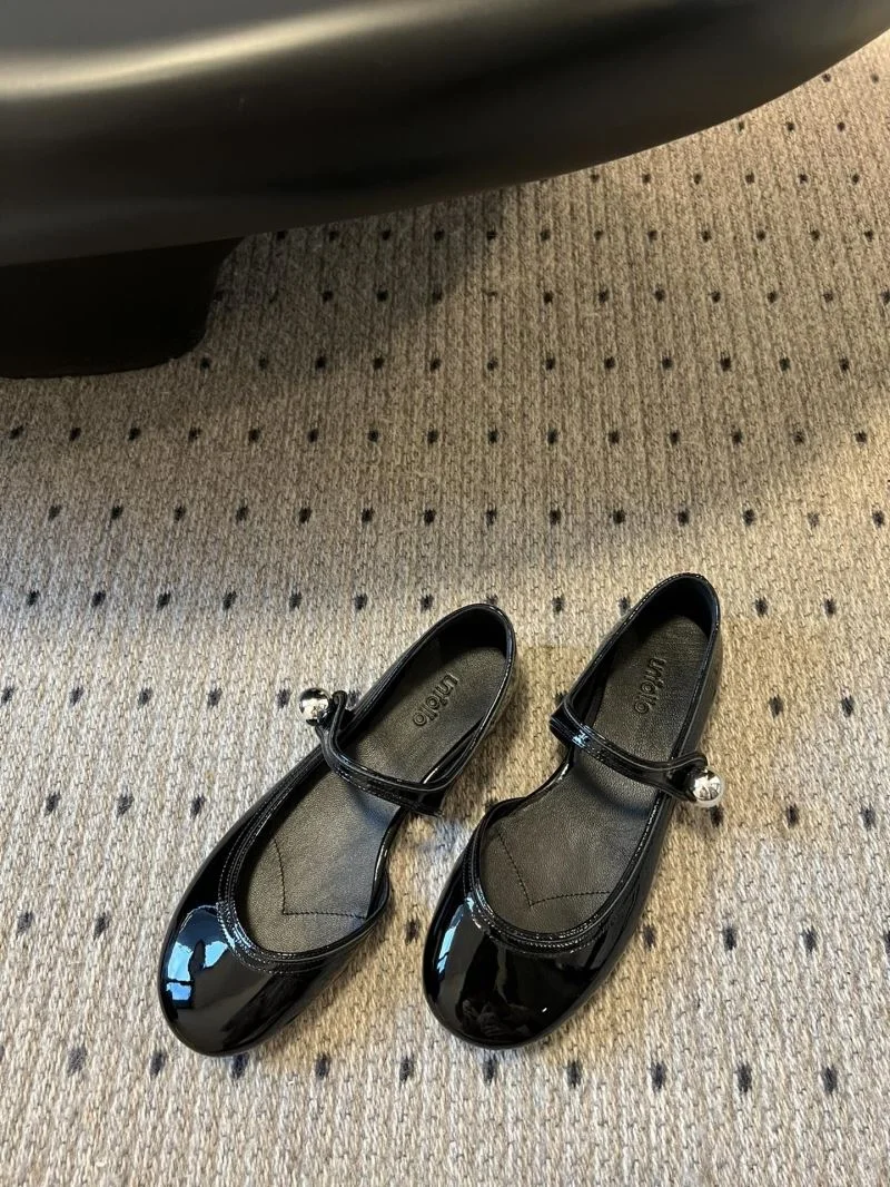 Bargain Unfolio Shoes