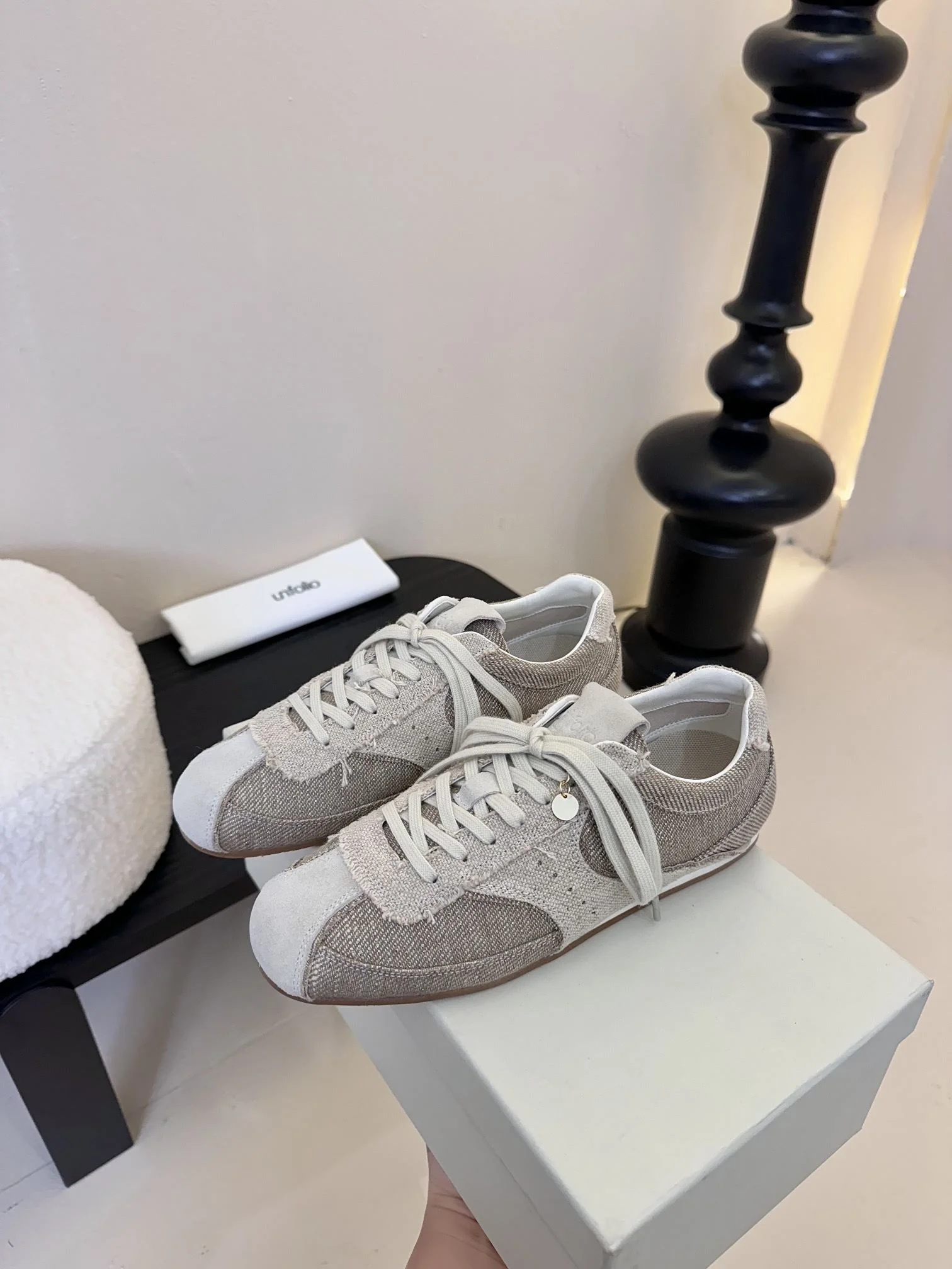 High fidelity Unfolio Shoes