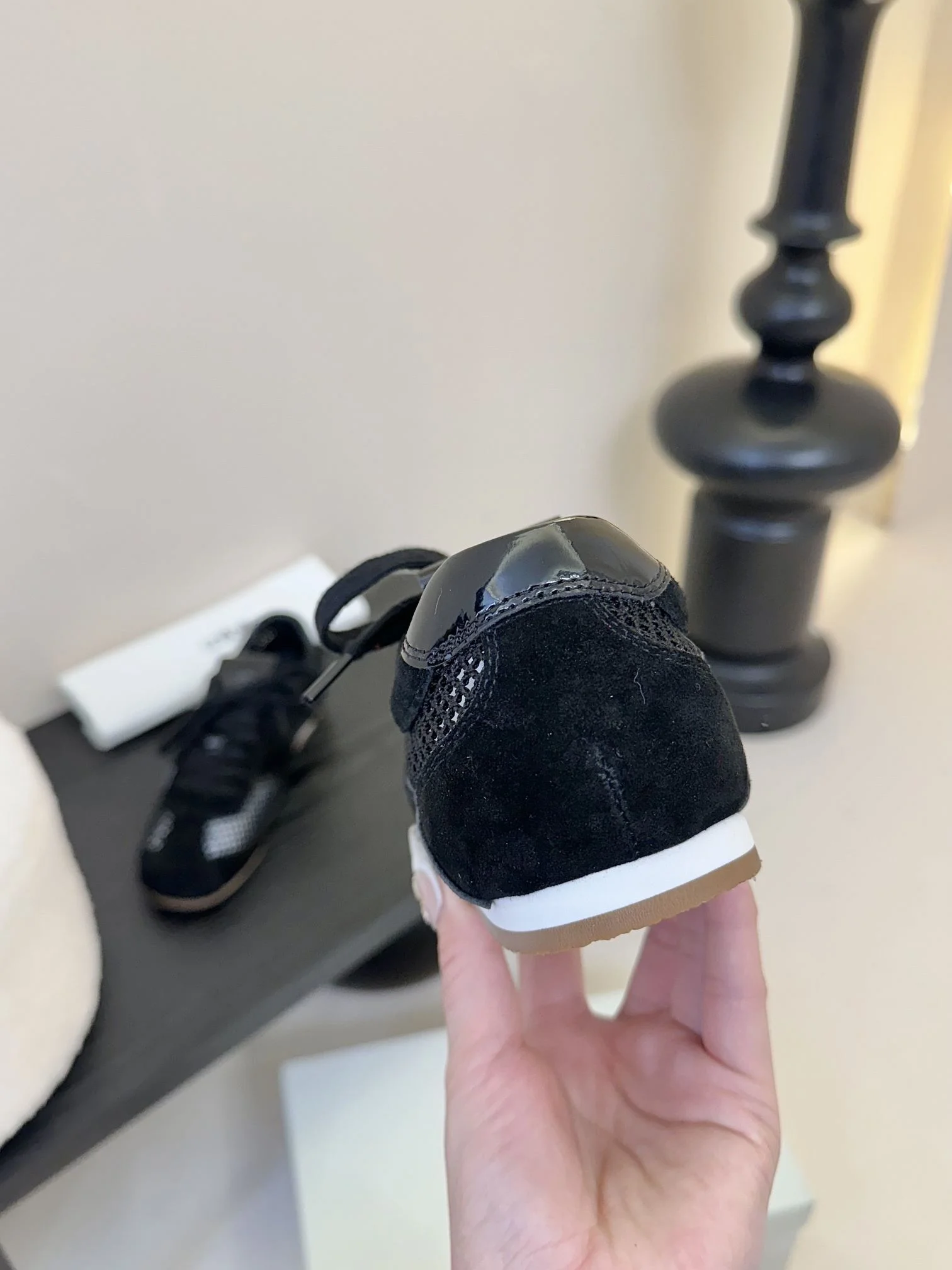 Brand-original Unfolio Shoes