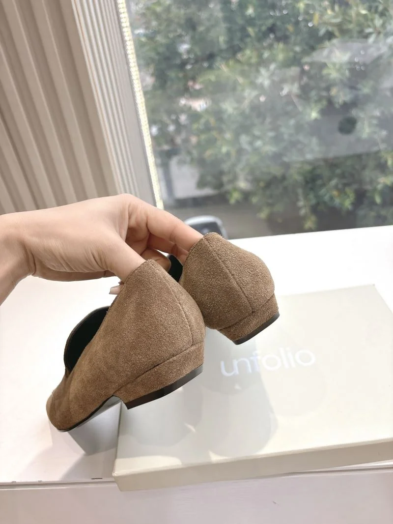 Factory-made Unfolio Shoes