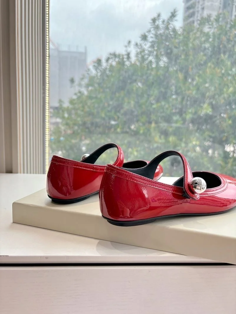 Top mirror Unfolio Shoes