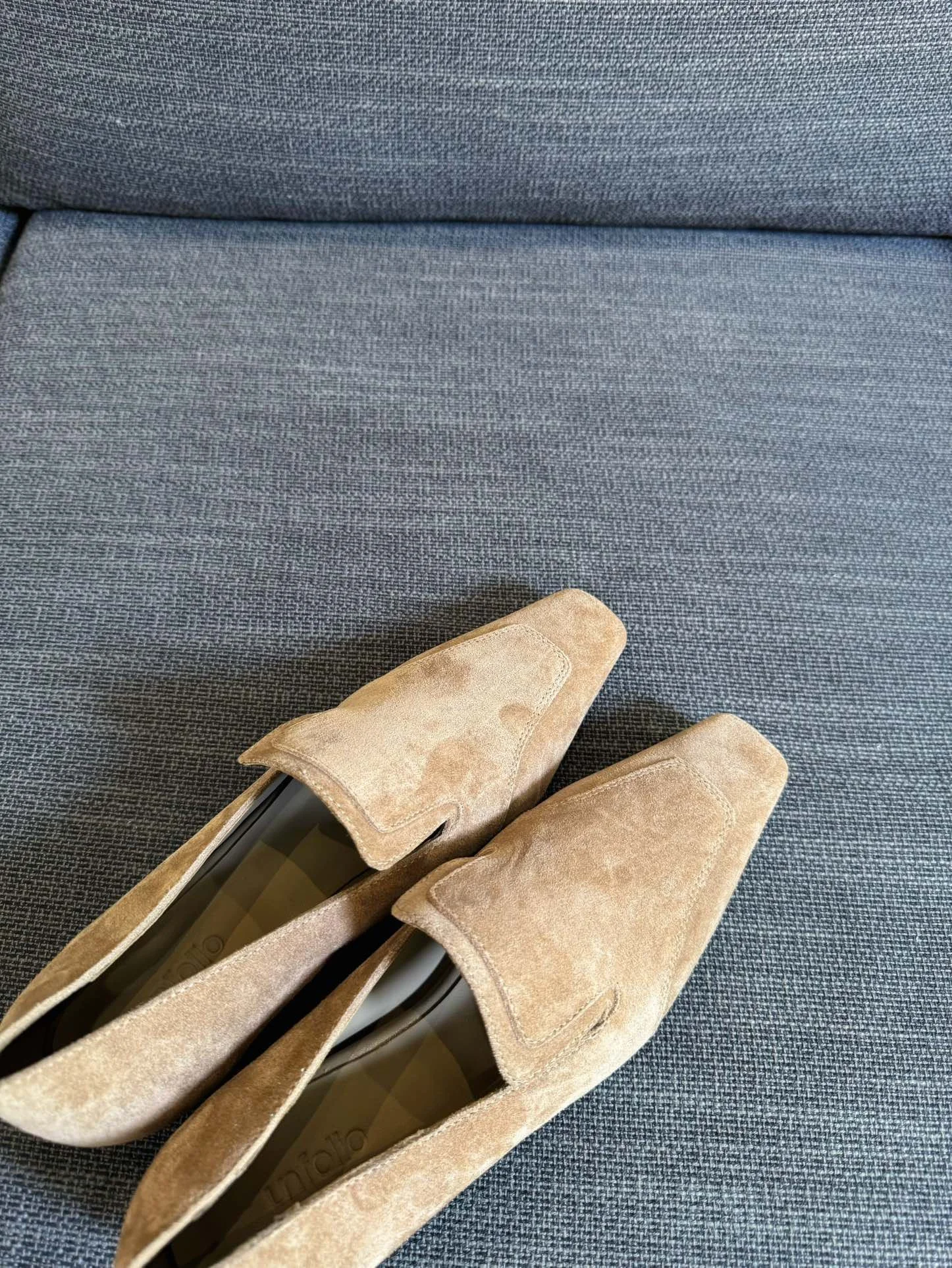Budget-friendly Unfolio Shoes