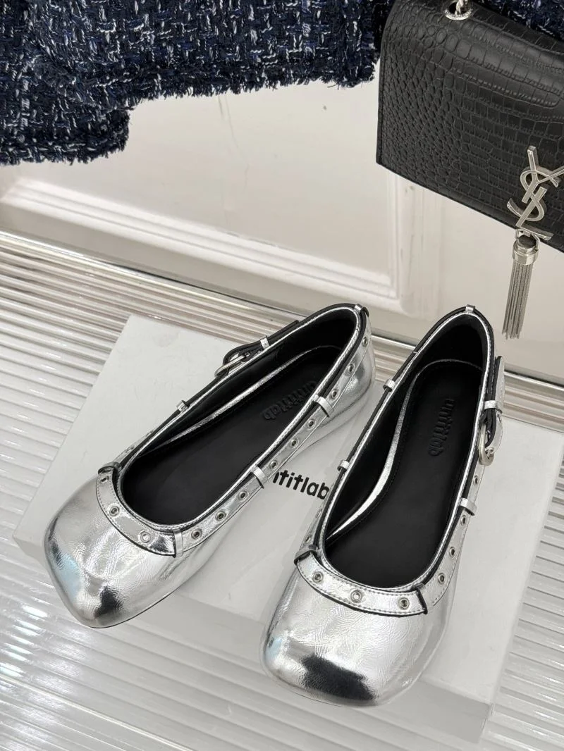 Inexpensive Untitlab Shoes