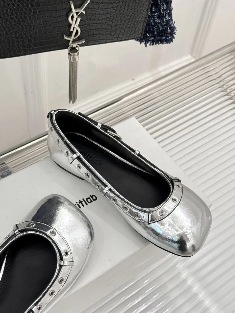 Inexpensive Untitlab Shoes