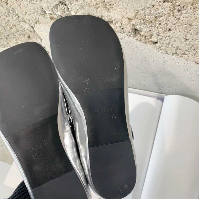 Low-cost Untitlab Shoes