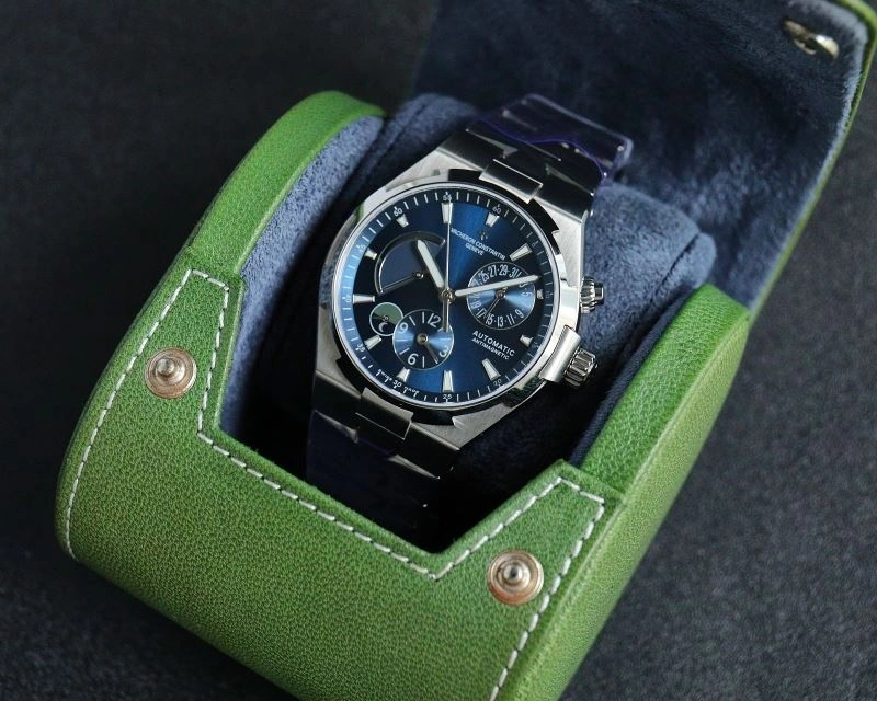 Top mirror VACHERON CONSTANTIN Watches