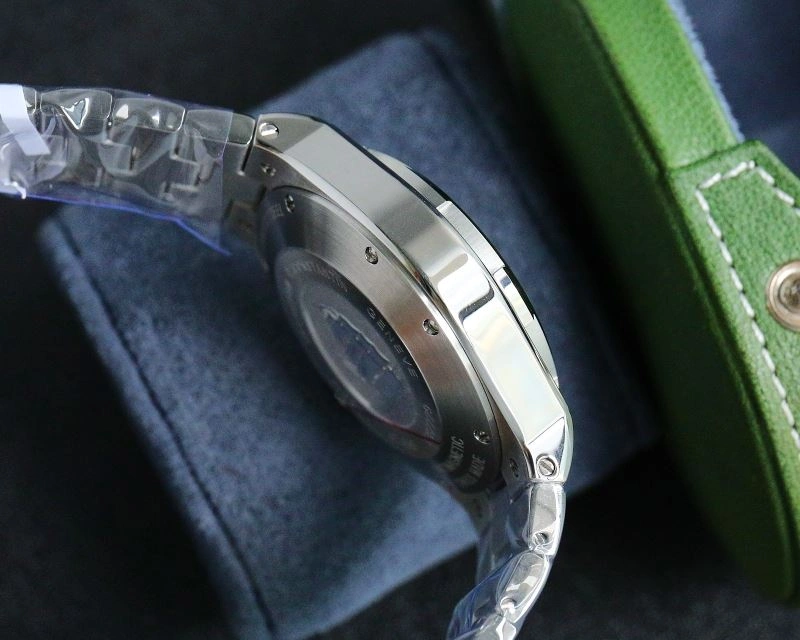 Top mirror VACHERON CONSTANTIN Watches