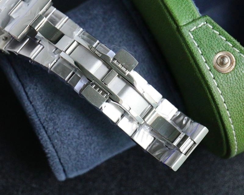 Brand-authenticated VACHERON CONSTANTIN Watches