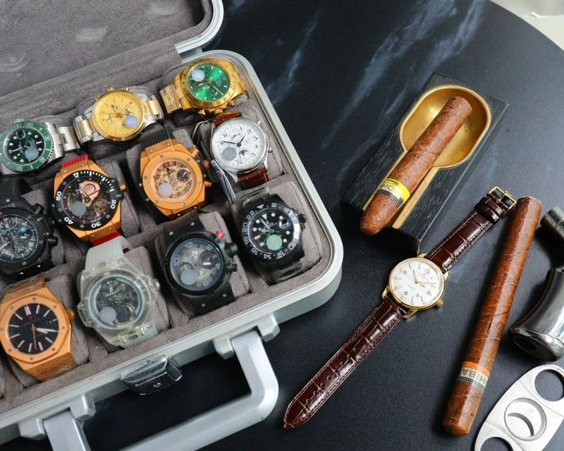 VACHERON CONSTANTIN Watches