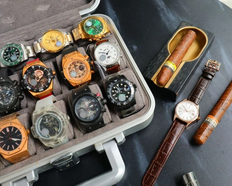 VACHERON CONSTANTIN Watches