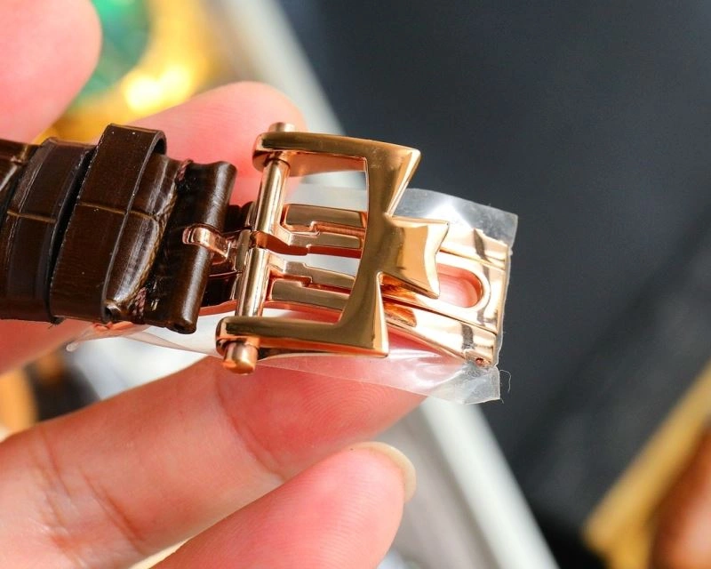 Top mirror VACHERON CONSTANTIN Watches
