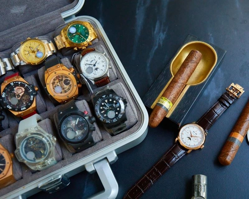 VACHERON CONSTANTIN Watches