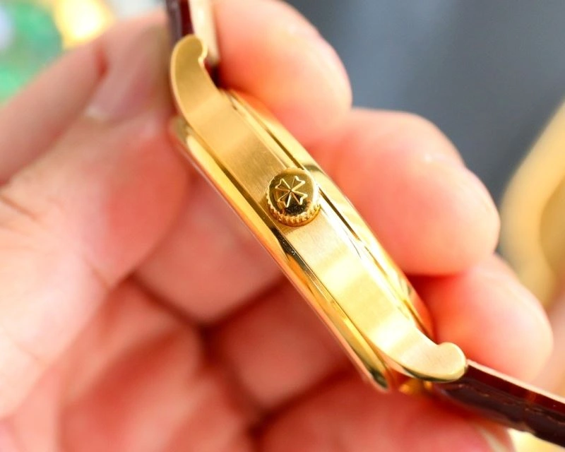 Brand-authenticated VACHERON CONSTANTIN Watches