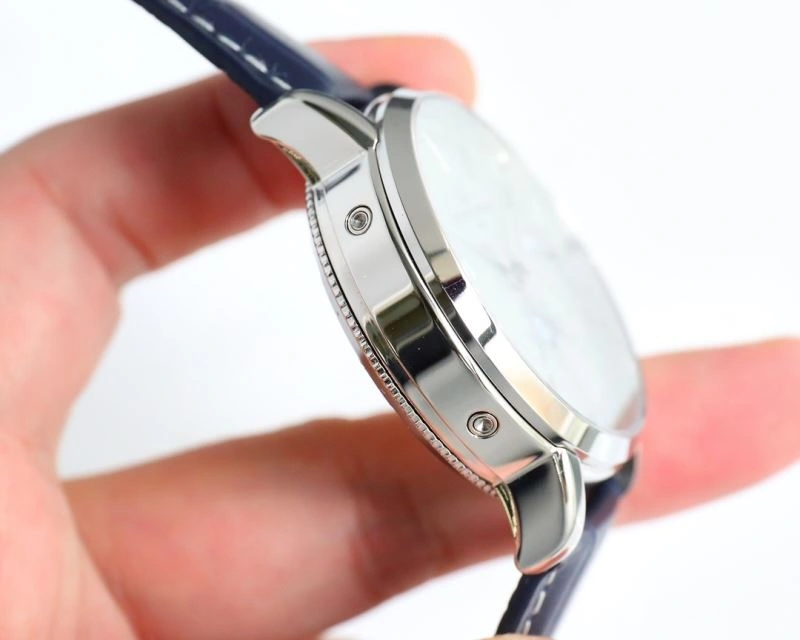 Brand-authenticated VACHERON CONSTANTIN Watches