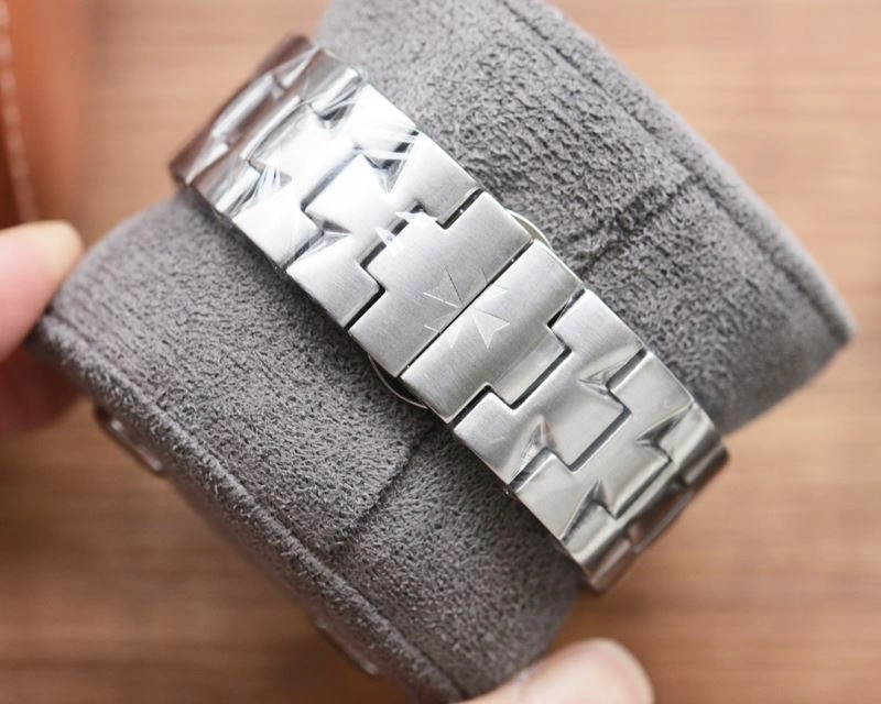 Brand-authenticated VACHERON CONSTANTIN Watches