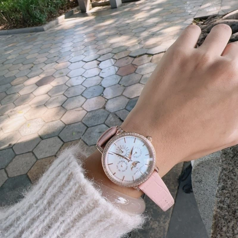 Accurate model VACHERON CONSTANTIN Watches