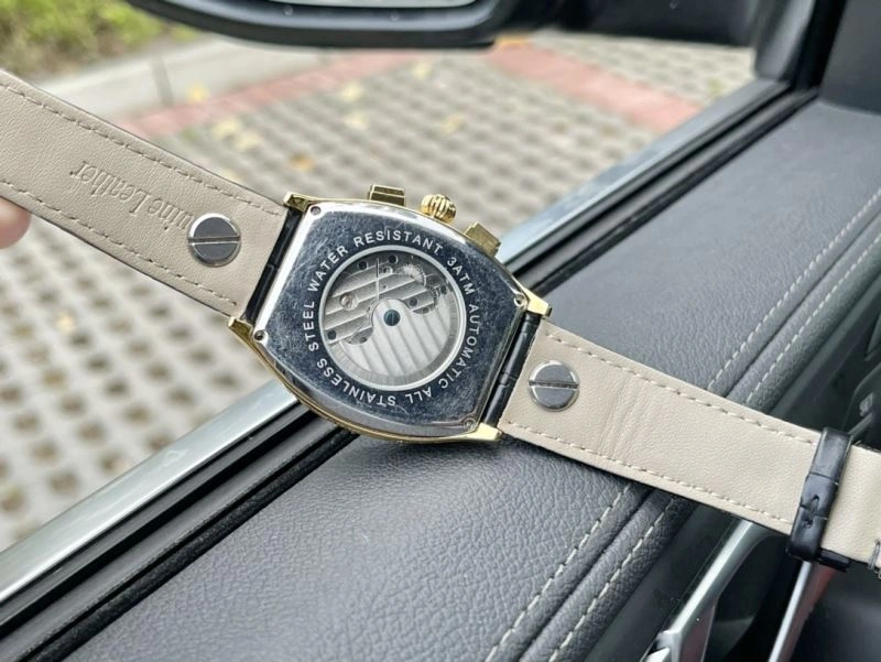 Top mirror VACHERON CONSTANTIN Watches
