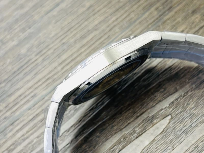 Indistinguishable VACHERON CONSTANTIN Watches