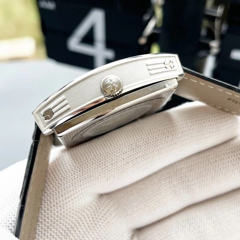 Brand-authenticated VACHERON CONSTANTIN Watches