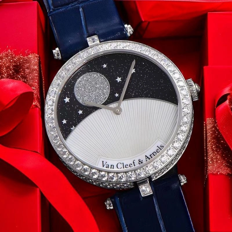 Real VAN CLEEF ARPELS Watches