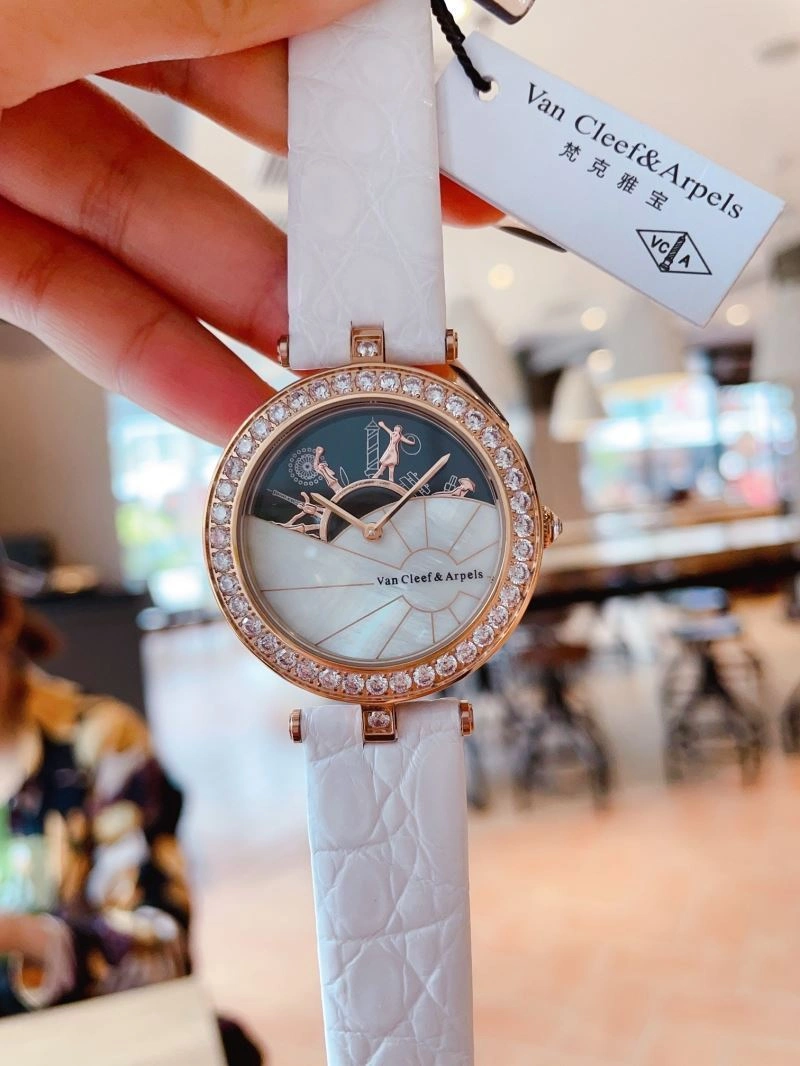VAN CLEEF ARPELS Watches