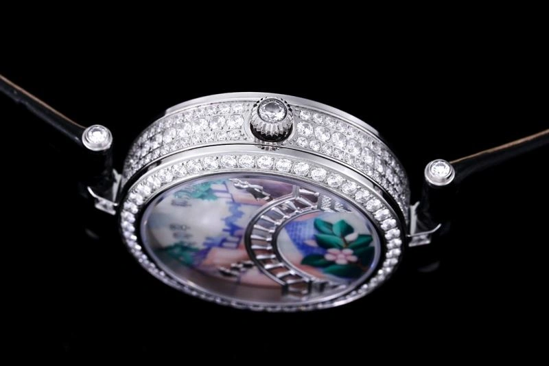 Budget-friendly VAN CLEEF ARPELS Watches