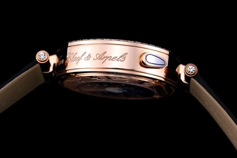 Real VAN CLEEF ARPELS Watches
