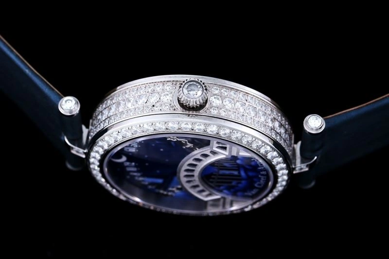 Brand-authenticated VAN CLEEF ARPELS Watches