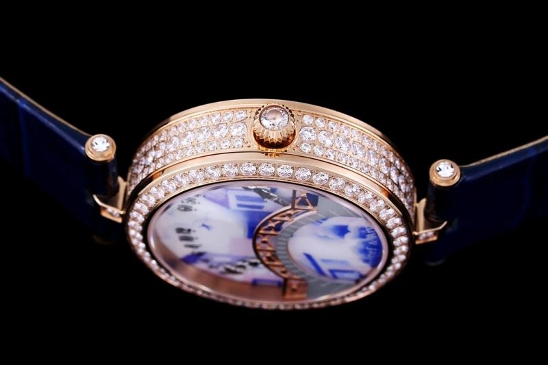 Indistinguishable VAN CLEEF ARPELS Watches