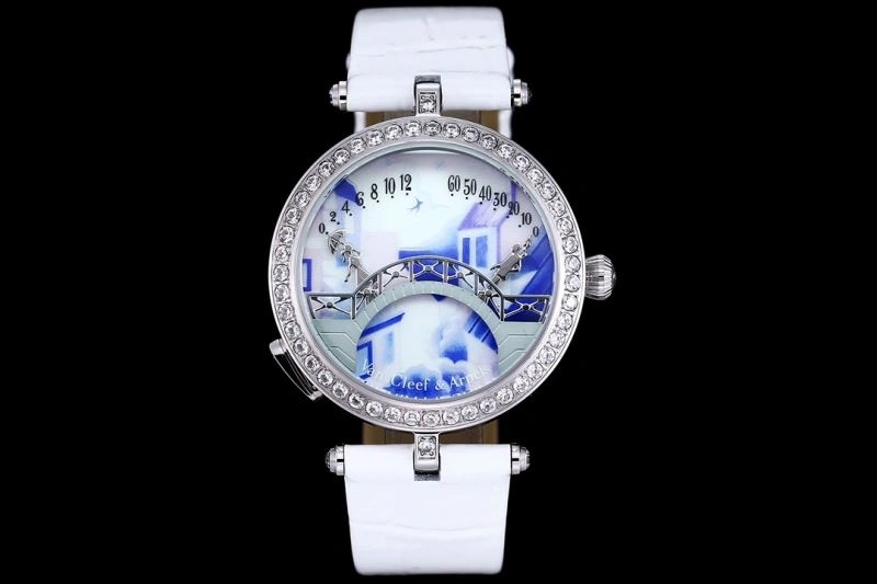 VAN CLEEF ARPELS Watches