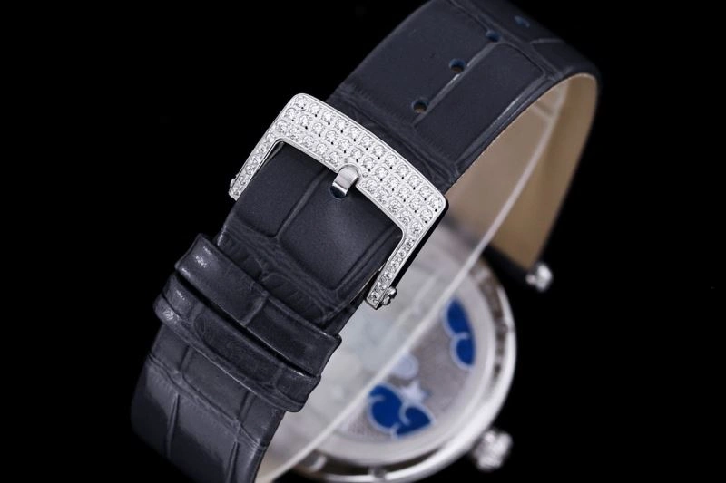 Value-priced VAN CLEEF ARPELS Watches