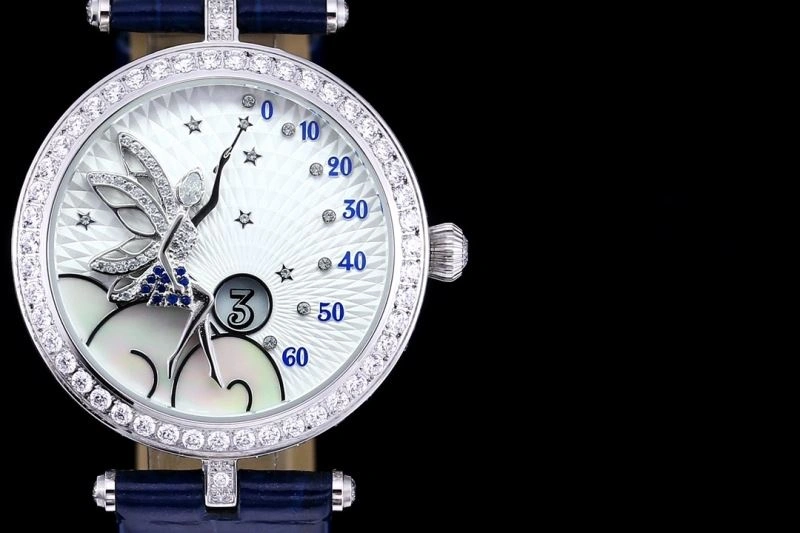 Inexpensive VAN CLEEF ARPELS Watches