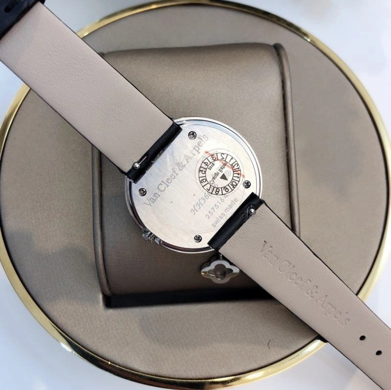 Bargain VAN CLEEF ARPELS Watches
