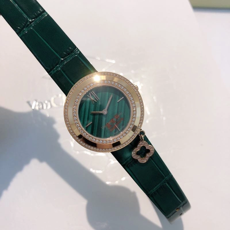 Top mirror VAN CLEEF ARPELS Watches