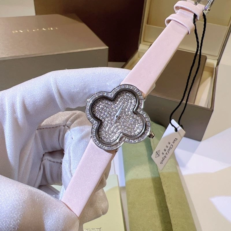 Official VAN CLEEF ARPELS Watches