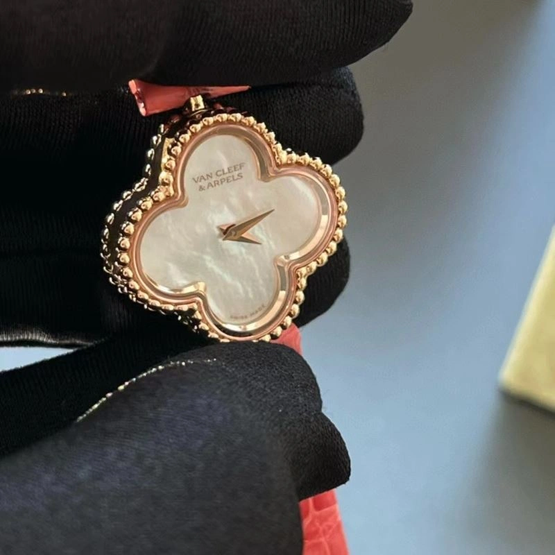 Precise copy VAN CLEEF ARPELS Watches