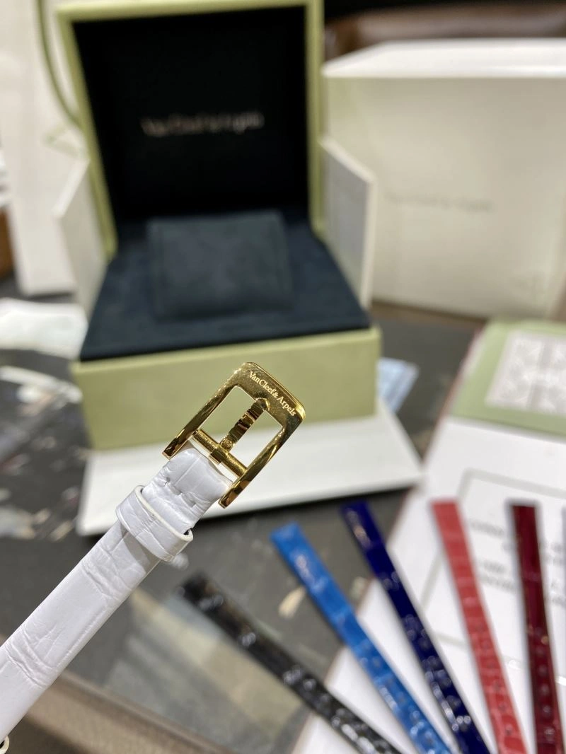 Exact replica VAN CLEEF ARPELS Watches