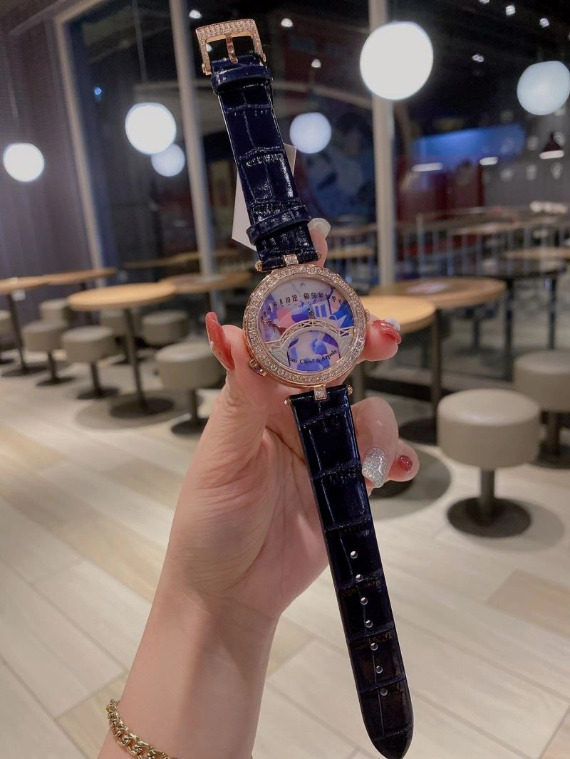 Factory-made VAN CLEEF ARPELS Watches