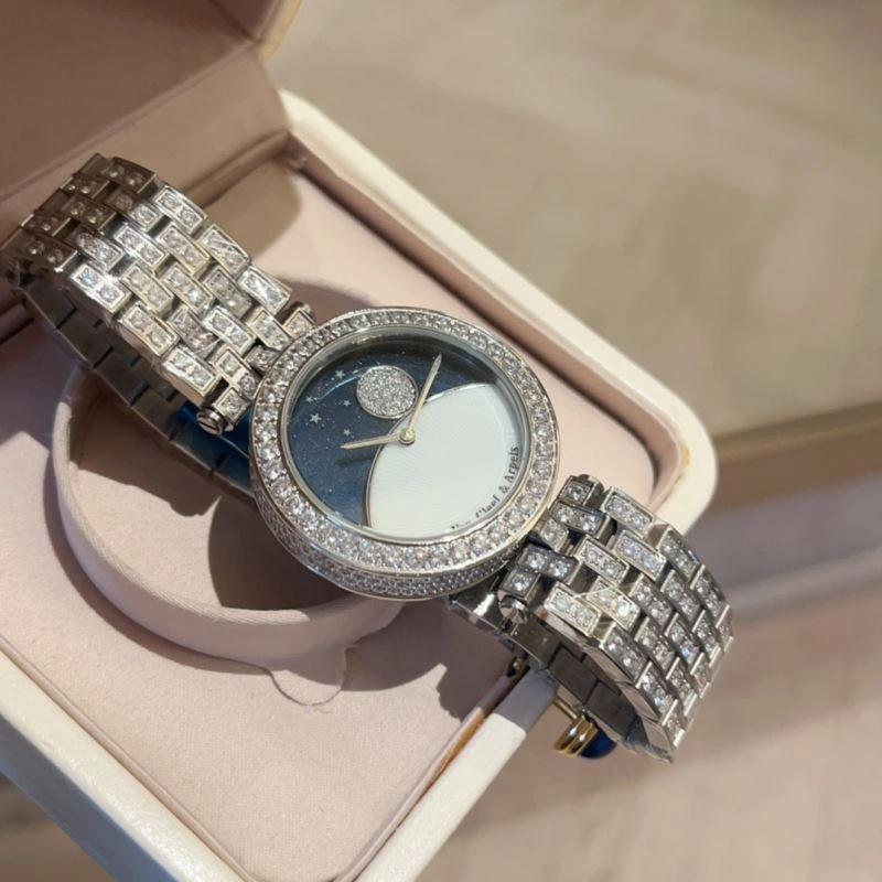Top mirror VAN CLEEF ARPELS Watches