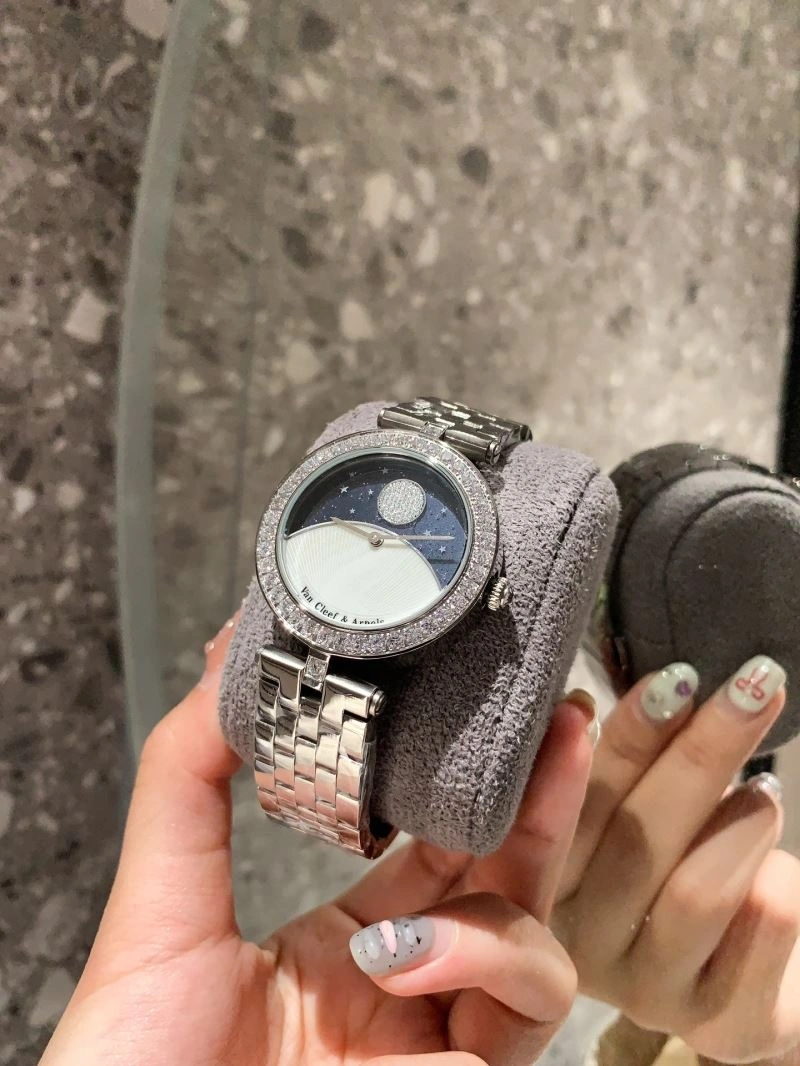 Genuine VAN CLEEF ARPELS Watches