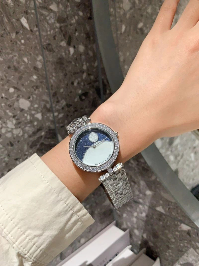 Real VAN CLEEF ARPELS Watches