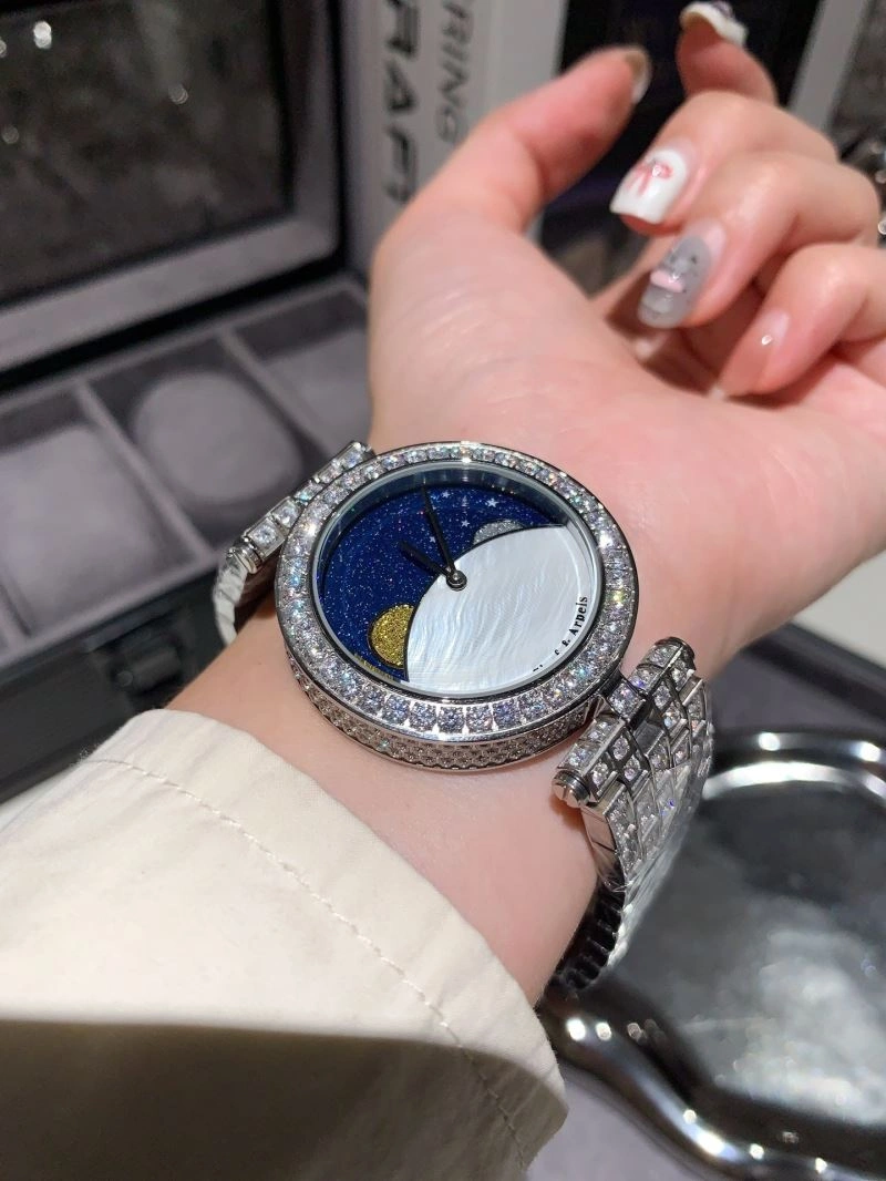 Real VAN CLEEF ARPELS Watches