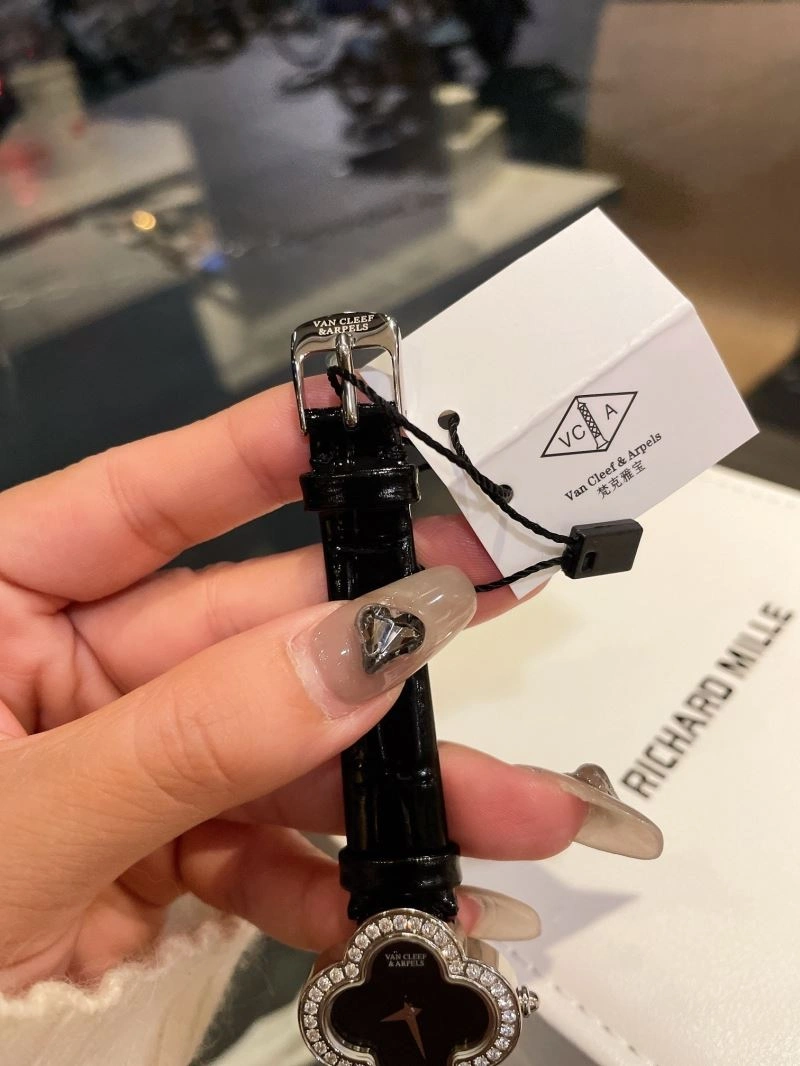 Cut-rate VAN CLEEF ARPELS Watches