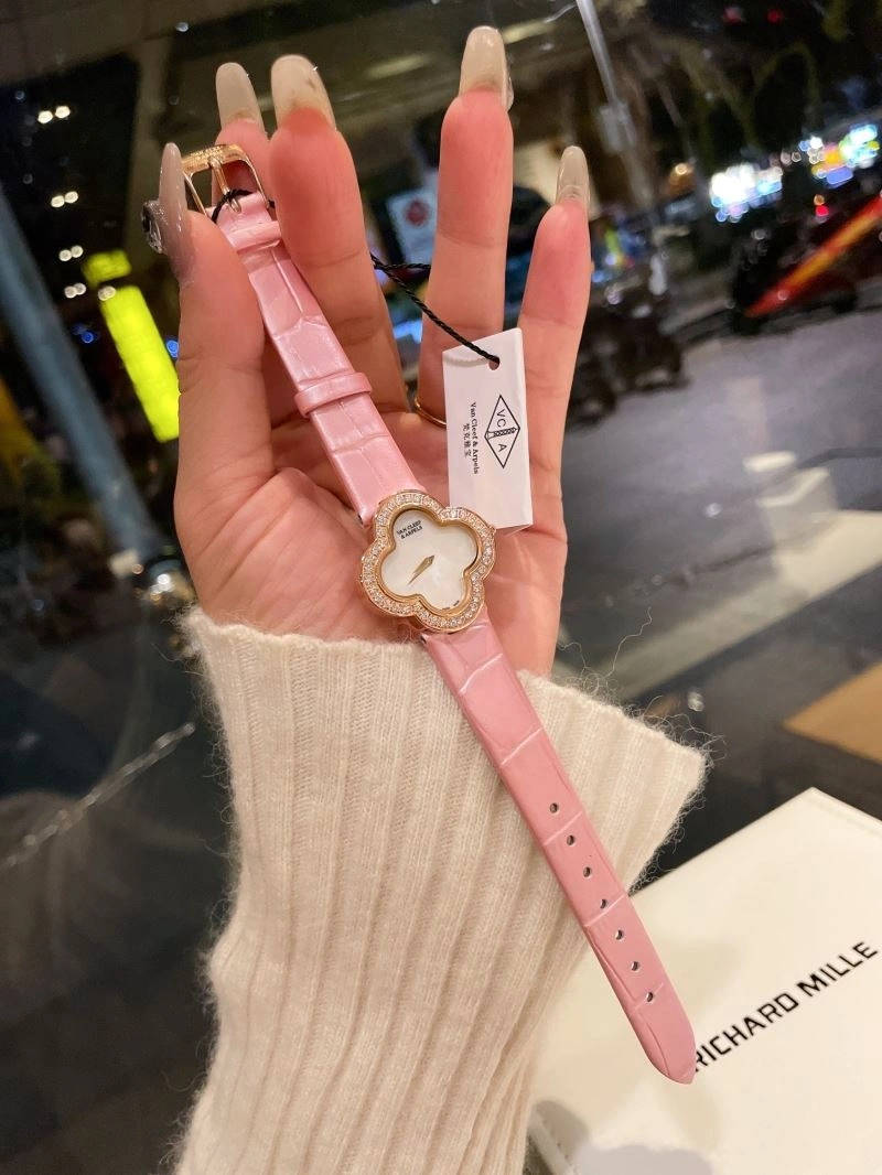 Bargain VAN CLEEF ARPELS Watches