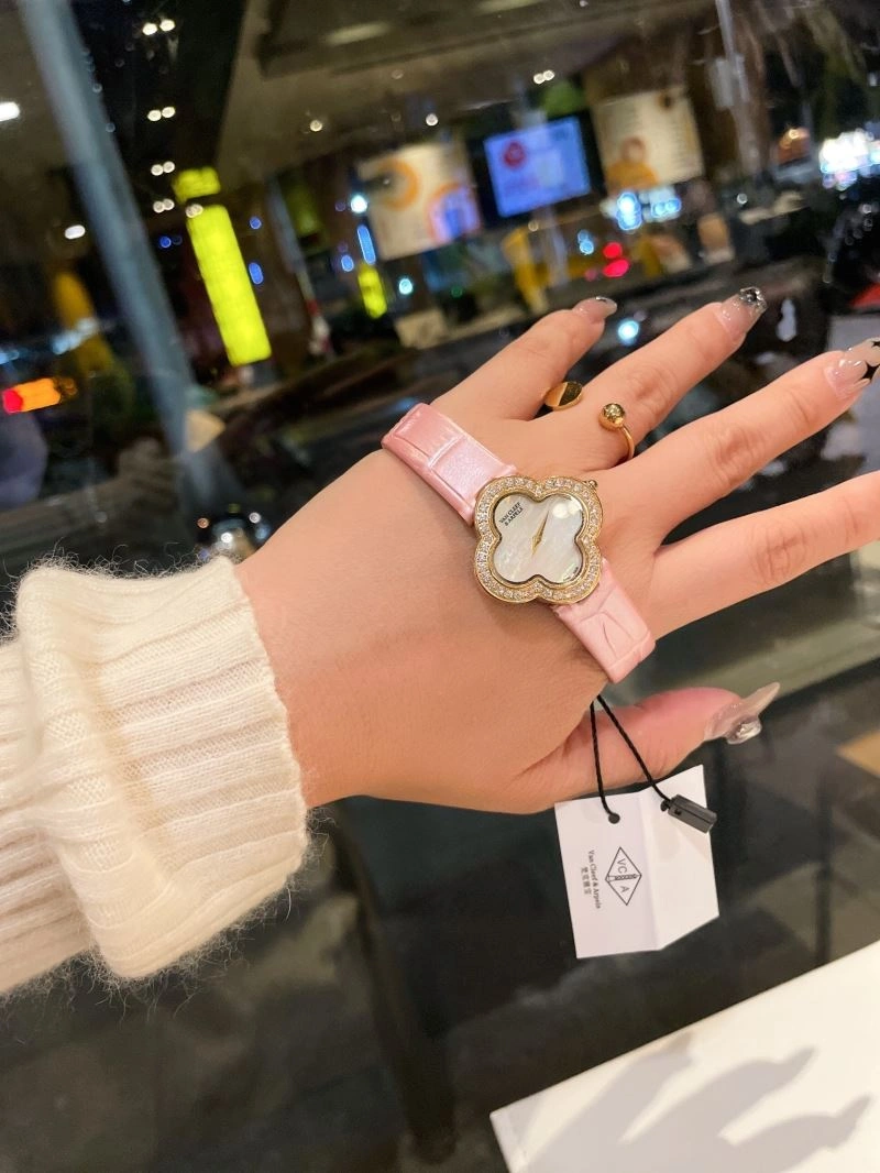 Real VAN CLEEF ARPELS Watches