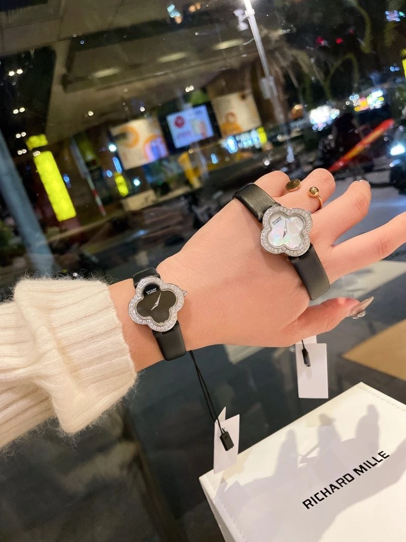Legit VAN CLEEF ARPELS Watches