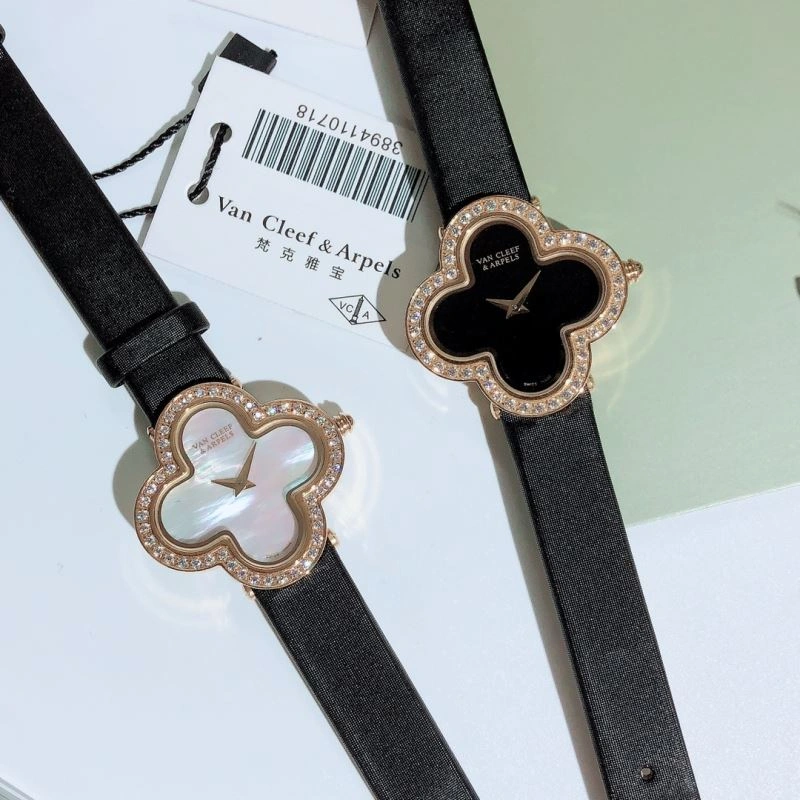 Accurate model VAN CLEEF ARPELS Watches