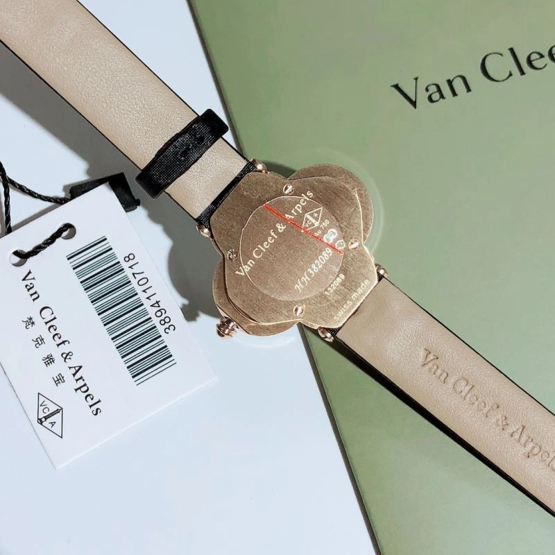 Accurate model VAN CLEEF ARPELS Watches