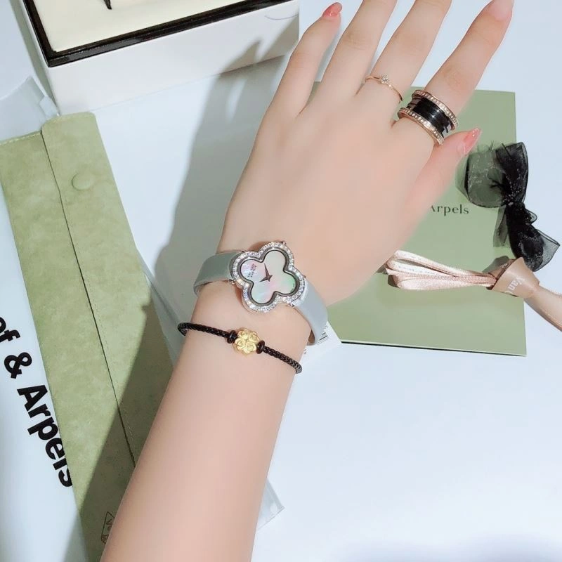 Economical VAN CLEEF ARPELS Watches